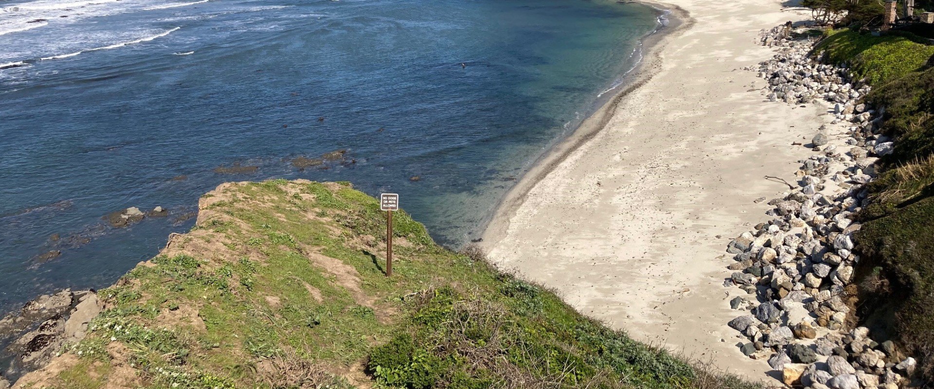 Where does half moon bay coastal trail start?